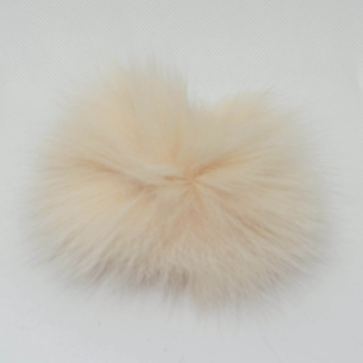 Pompon Sølvræv 10 cm. Pudder (no117) - POMPON`ER - Thecornershop.dk ...